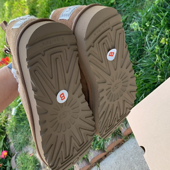 UGG | Shoes | Ugg Oatmeal Womens Classic Solene Mini Size 8 Nwt ...